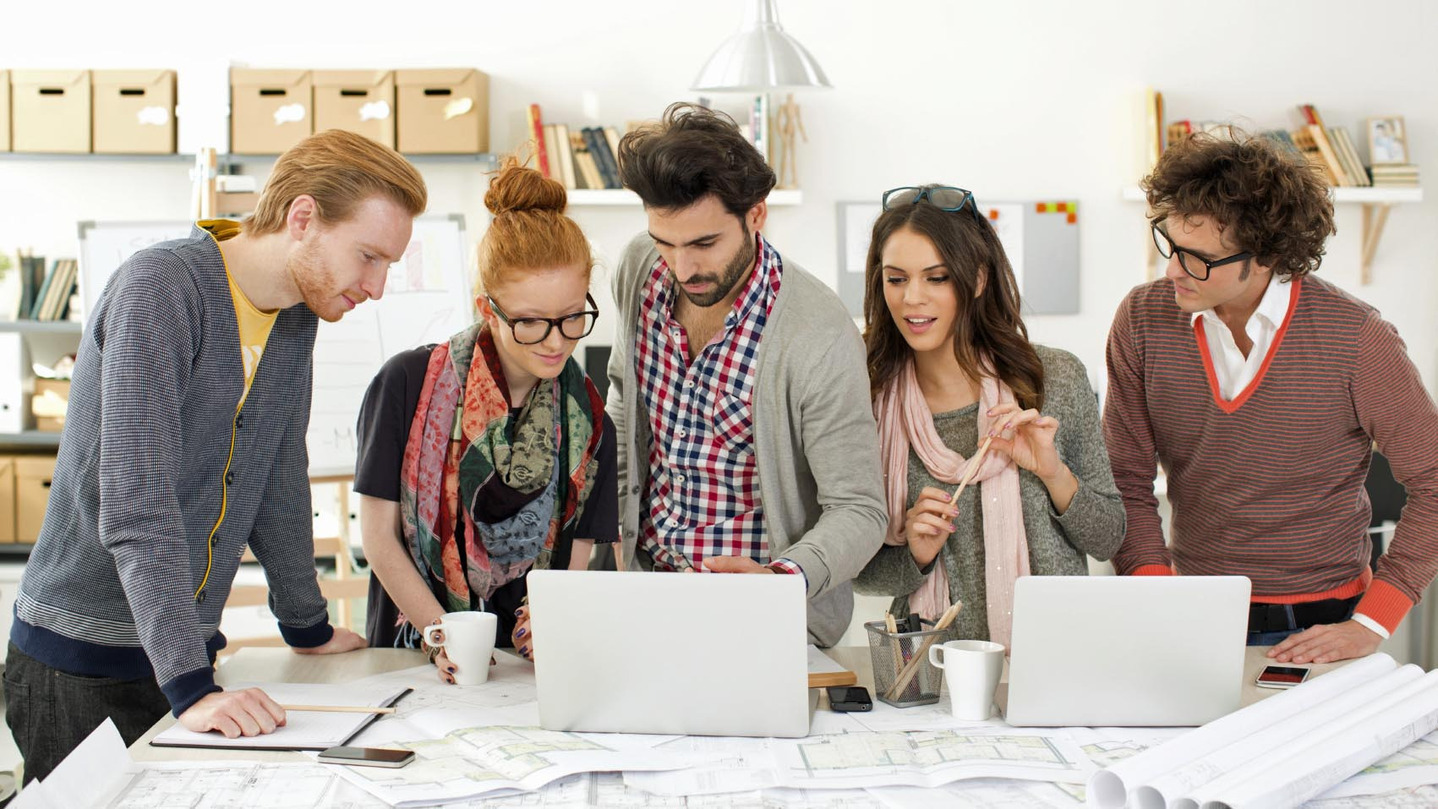 startup at emaze Presentation