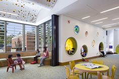 Presentation Name at emaze Presentation