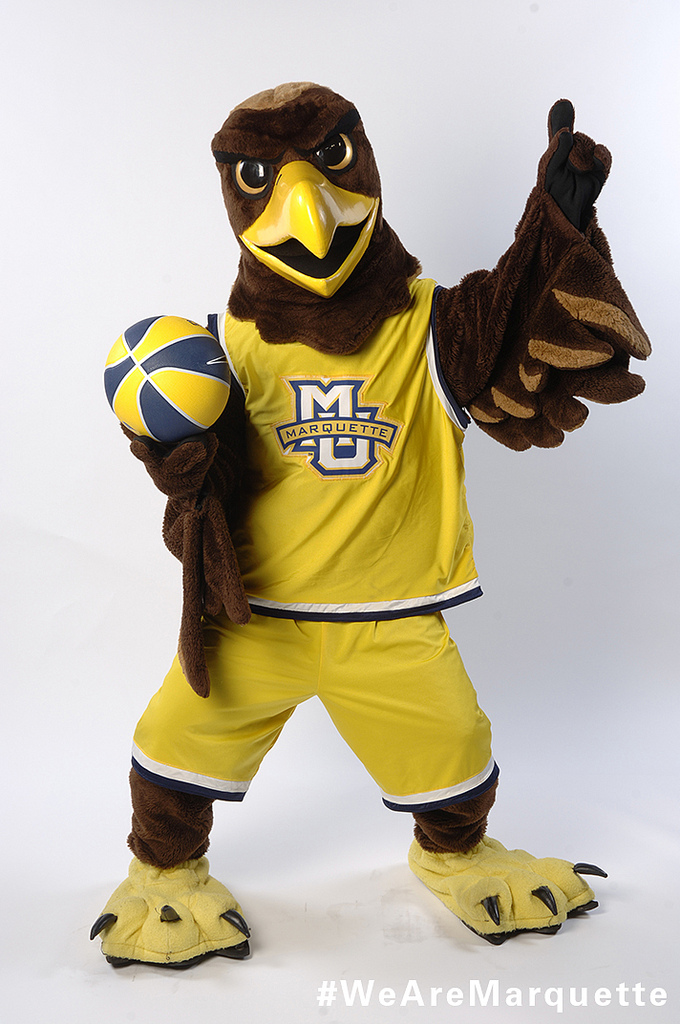 MARQUETTE UNIVERSITY at emaze Presentation