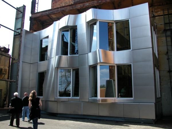 Edificios Hibridos on emaze