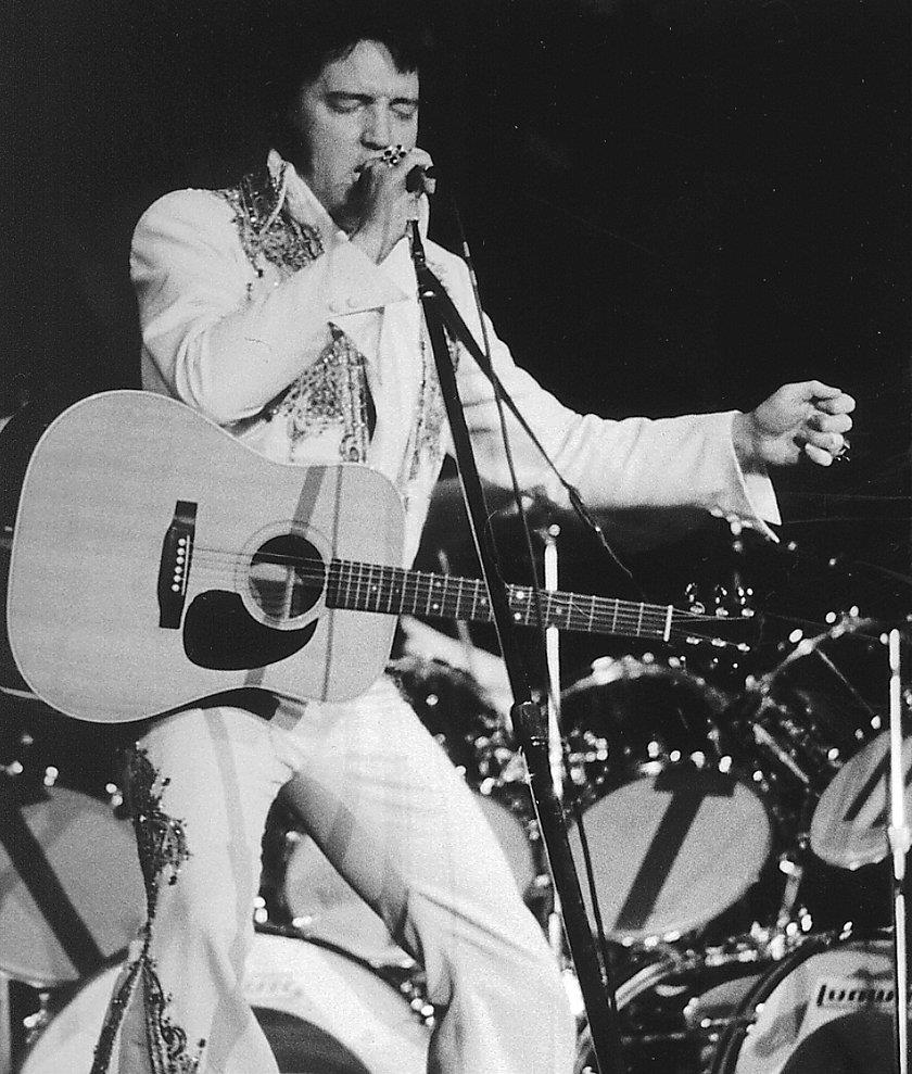 Elvis Presley Part III He Got Fat at emaze Presentation