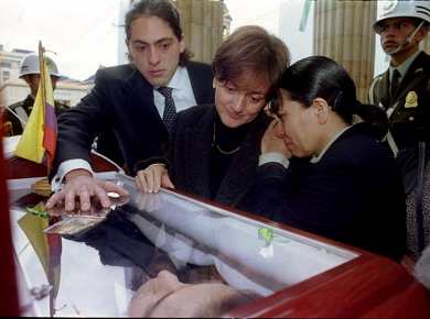 JAIME GARZON at emaze Presentation