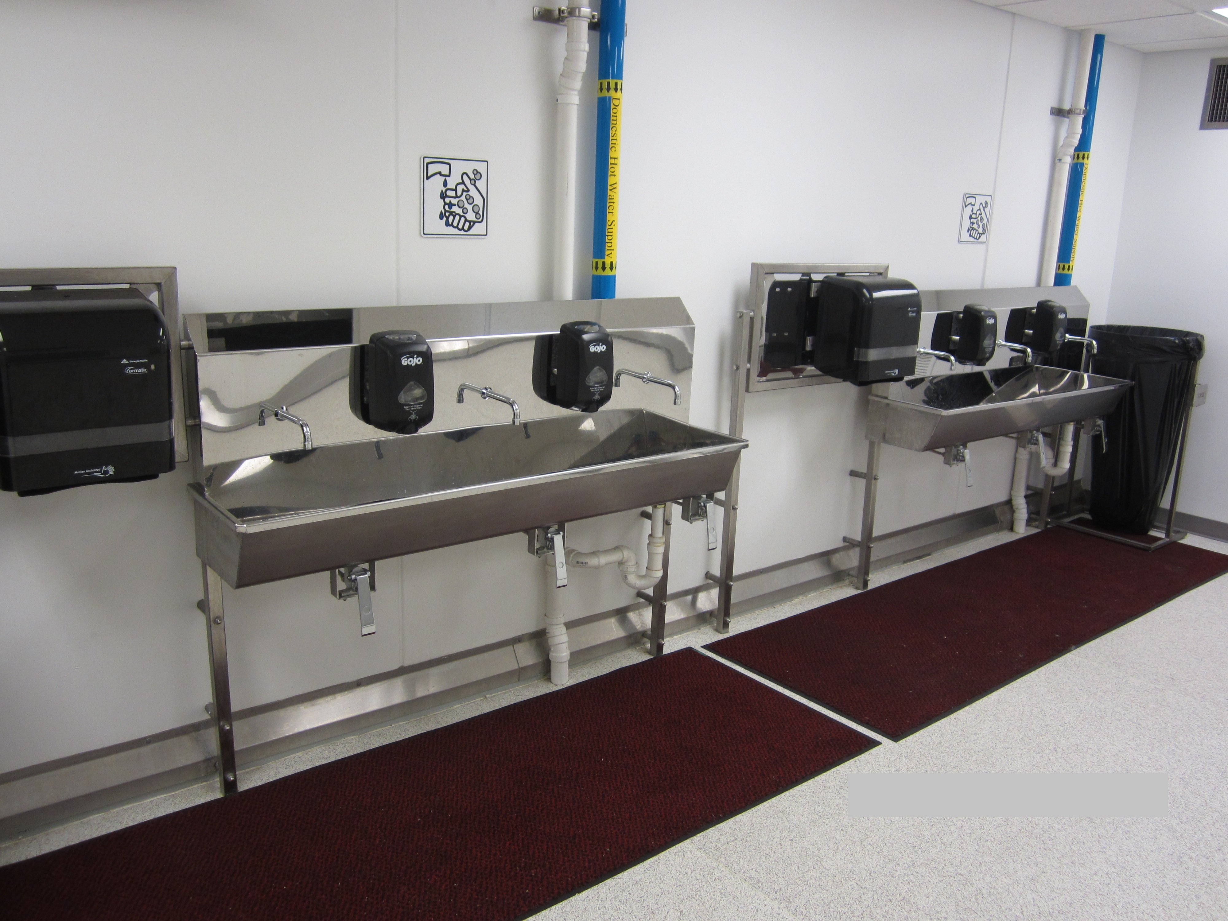 The commercial equipment on emaze