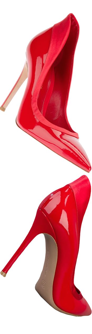 Stem Project: High Heels at emaze Presentation