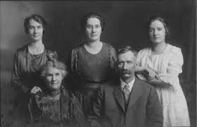 Agnes Macphail on emaze