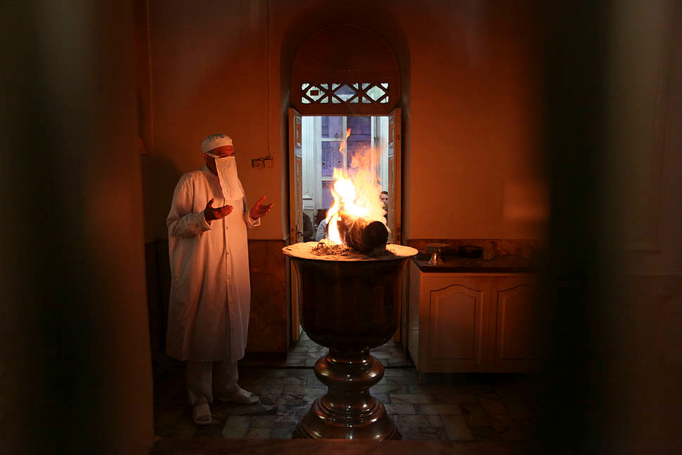 ZORASTRIANISM at emaze Presentation