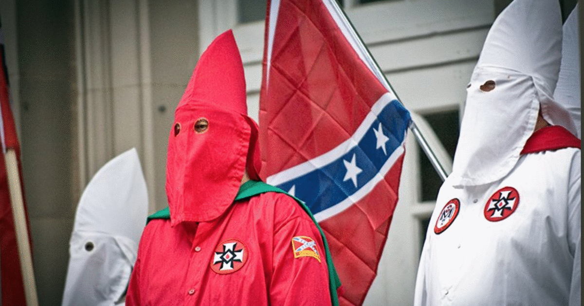 KKK at emaze Presentation