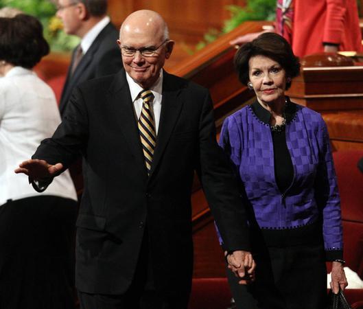 Elder Dallin H. Oaks at emaze Presentation