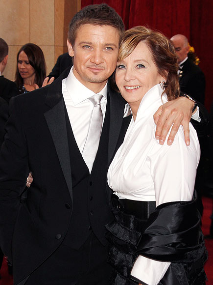 Jeremy Renner on emaze