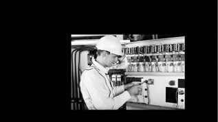 Electrical engineer at emaze Presentation